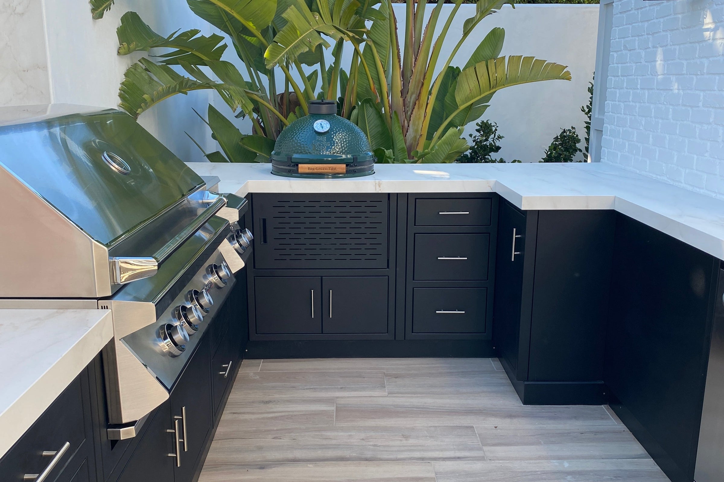 Matchless Cabinet - Exceptional Indoor/Outdoor Aluminum Cabinets